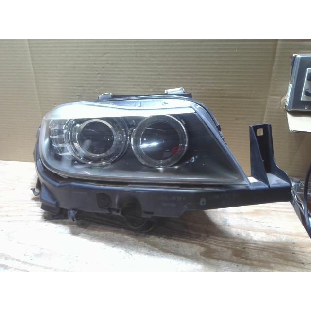 BMW 3シリーズ 320I 右ヘッドランプASSY : 240205503610800 : くるま生活応援隊エコパーツ - 通販 ...