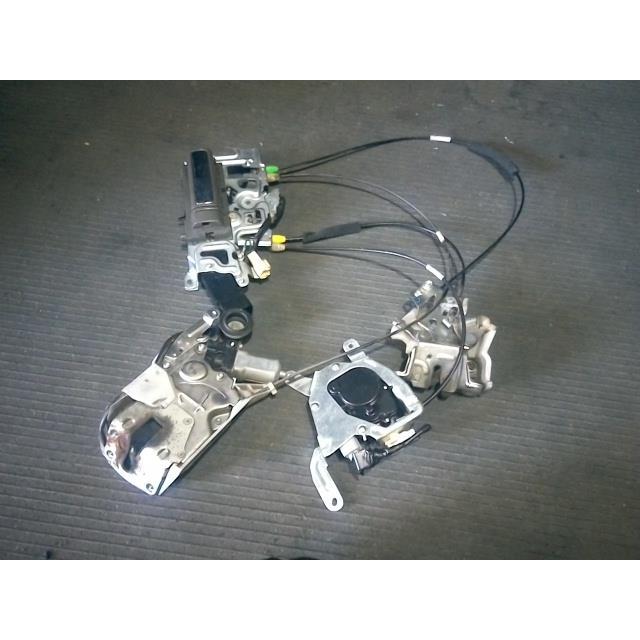 エスティマ DBA-ACR50W 右Rドアロックソレノイド 69200-28043 : くるま生活応援隊エコパーツ - 通販 - Yahoo ...