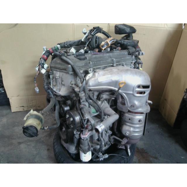 ヴォクシー DBA-AZR60G エンジンASSY K111-03A : くるま生活応援隊エコパーツ - 通販 - Yahoo!ショッピング