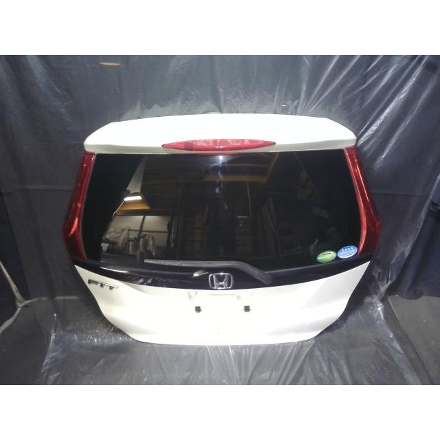 フィット DBA-GK3 バックドアASSY CVT 68100-T5A-000ZZ : くるま生活応援隊エコパーツ - 通販 - Yahoo!ショッピング