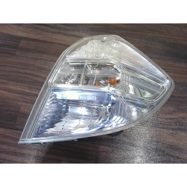 フィット DAA-GP1 右テールランプ E-6 スタンレーP9883 : 241204500315500 : くるま生活応援隊エコパーツ - 通販 - Yahoo!ショッピング