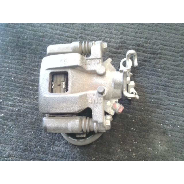 デリカD5 DBA-CV5W 右Rキャリパー G パワーパッケージ 4WD 8人 W1CJA 4605A956 : くるま生活応援隊エコパーツ ...