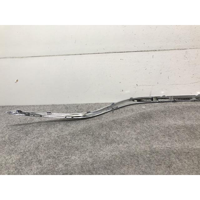 新品! Eクラス クーペ C238 純正 リアバンパーメッキモール 2388859600 メッキ メルセデスベンツ(110224) : エコ ...