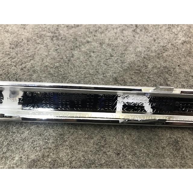 新品! Eクラス クーペ C238 純正 リアバンパーメッキモール 2388859600 メッキ メルセデスベンツ(110224) : エコ ...