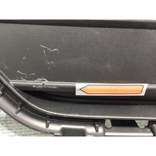 新品! XC40/XB420XC/2018-2020 純正 フロントグリル/ラジエターグリル/ラジエーターグリル バンパーロアグリル ...