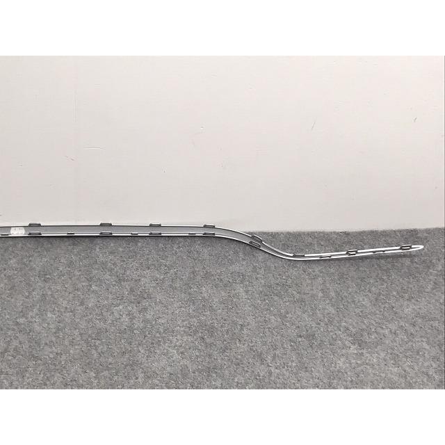 新品!Cクラス W205/2017-2018 純正 リア バンパーモール A 205 885 26 21 2058852621 メルセデス ...