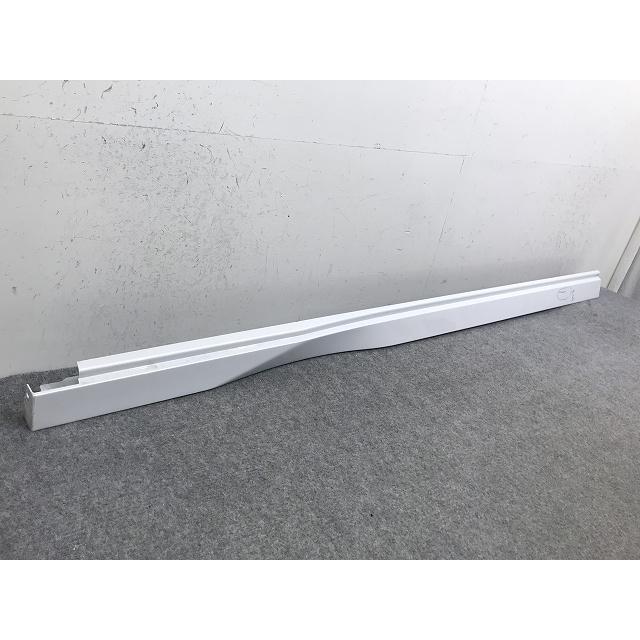 セレナ/ハイウェイスター ルキシオン e-POWER C28/FC28/FNC28/GFC28 純正 左 サイドステップ/サイドスカート 76851 7DF0A QBE(132732 ...