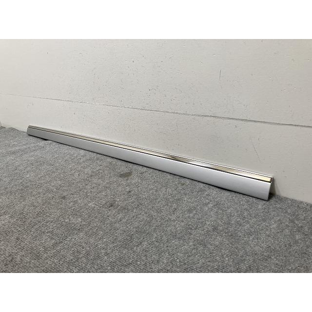 新品!Eクラス W211 純正 左 フロント ドアモール/プロテクター A 211 690 19 62 21169019629744 シルバー ...