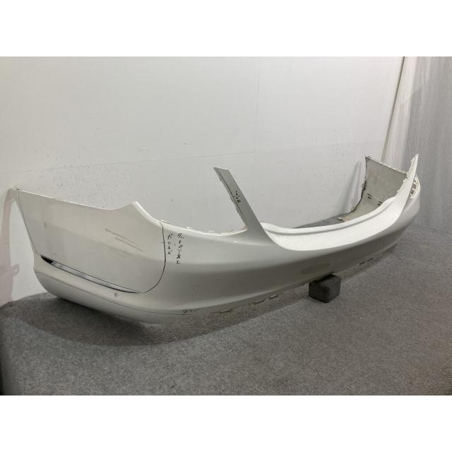 Cクラス/セダン W205 純正 前期 リア バンパー W205 885 01 38/W2058850138 ポーラーホワイト 149 ...