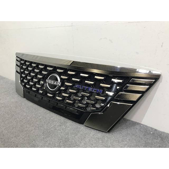 キャラバン NV350 オーテック/AUTECH 標準 E26 純正 後期 フロント グリル/ラジエーターグリル カメラ付 62310 ...