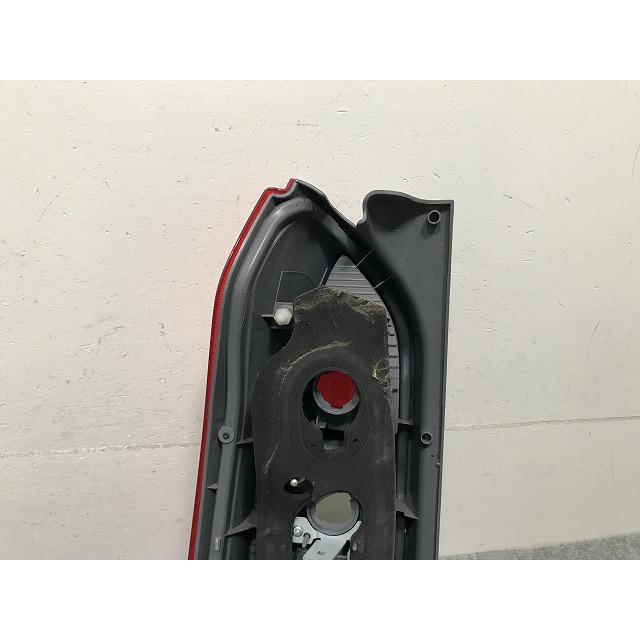 サクシード/プロBOX/プロボックス 160系/NCP160/NCP165/NSP160/NSP165 純正 右 テールランプ/ライト ハロゲン ICHIKOH 52-280(137953 ...