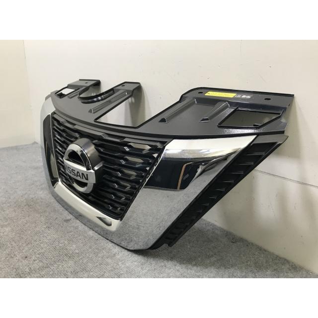 エクストレイル/X-TRAIL T32/NT32/HT32/HNT32 純正 後期 フロント グリル/ラジエーターグリル 62310 6FR5A/0B/5B 素地/メッキ 日産(138219 ...