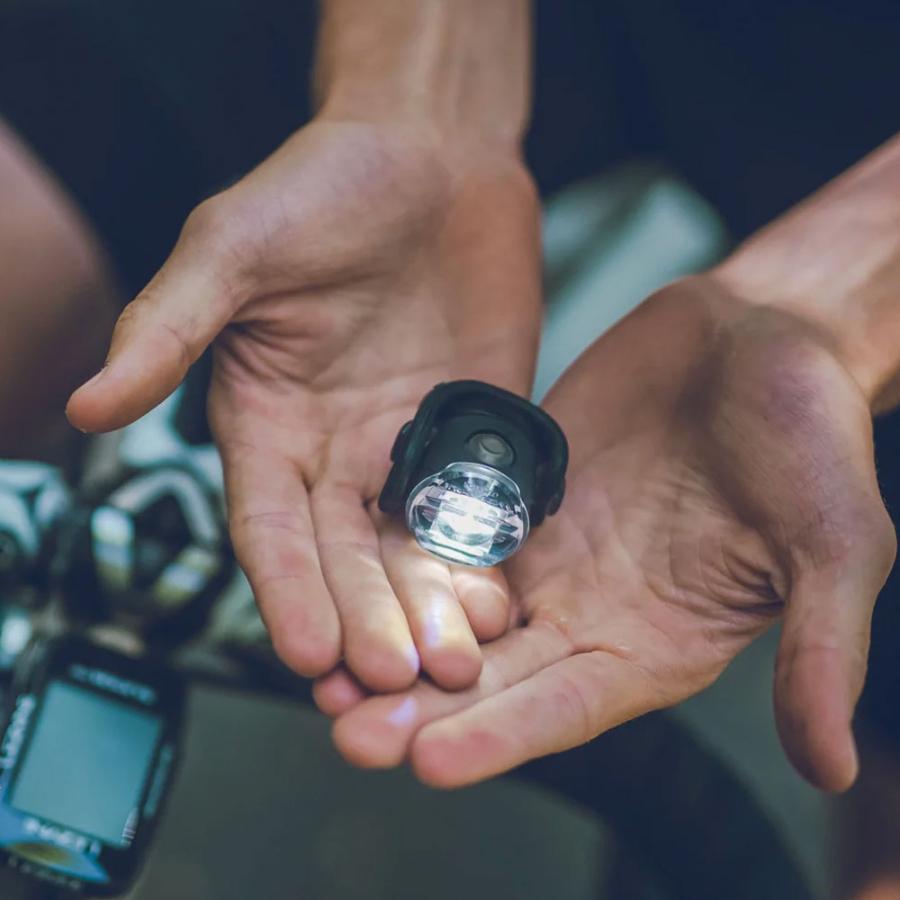 FEMTO USB FRONT(フェムトUSB) LEZYNE（レザイン） USB充電ライト : eハクセン ヤフー店 - 通販 ...