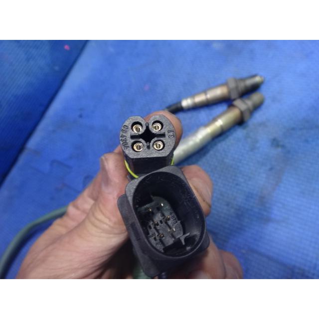 メルセデス ベンツ W204 C200 等 O2センサー ラムダセンサー 品番 0025400617 0045428618 [0199 ...