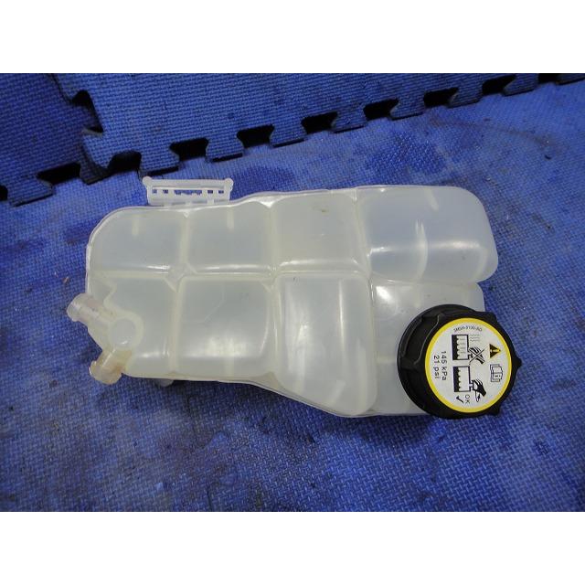 Volvo ボルボ V40 MB4164T 等 純正 ラジエター サブタンク リザーブ タンク 品番 31338763 [1063] : 輸入 ...