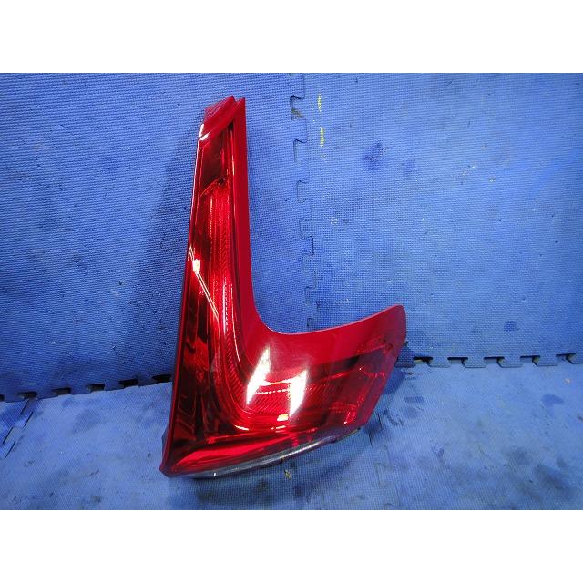 Volvo ボルボ V40 MB4164T 等 右 リア テール レンズ ライト ランプ 品番 31395845 [2110] : 輸入車専門 ...