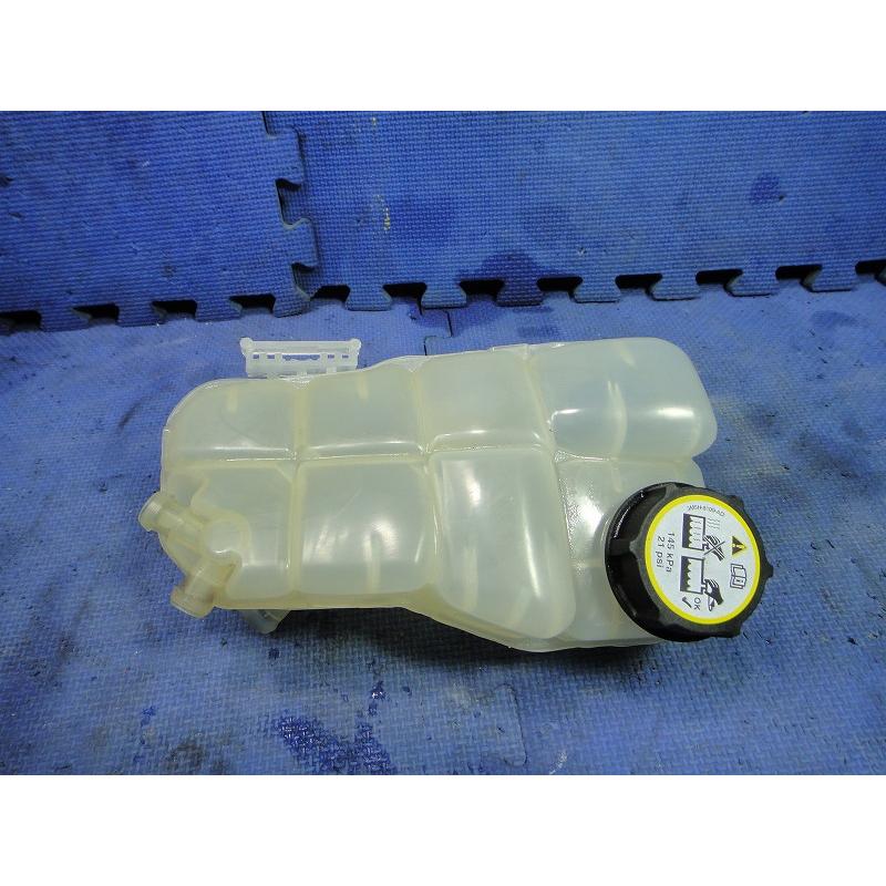 Volvo ボルボ V40 MB4164T 等 ラジエター サブタンク 品番 31338763 [2110] : 輸入車専門中古パーツの ...