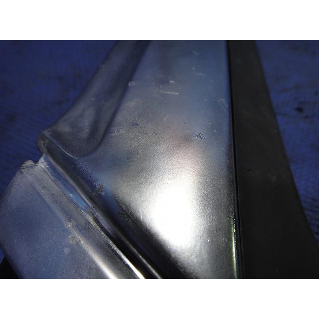 メルセデス ベンツ W114 250 等 純正 右 Aピラー メッキ モール [2285] :2285-93:輸入車専門中古パーツのエレメント - 通販 - Yahoo!ショッピング