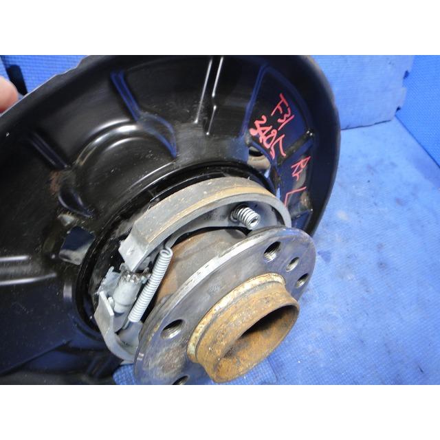 BMW 320i F30 F31 等 左 リア ハブ ナックル [3405] : 輸入車専門中古パーツのエレメント - 通販 - Yahoo!ショッピング