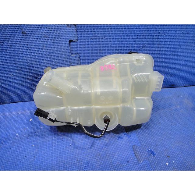 Volvo ボルボ V40 MB4164T 等 ラジエター サブタンク 品番 31338763 [3702] : 輸入車専門中古パーツの ...