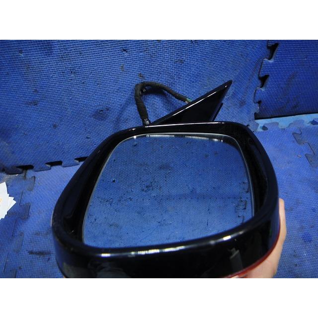 Volvo ボルボ V40 MB4164T 等 右 ドアミラー 702/赤 [4072] : 4072-3 : 輸入車専門中古パーツのエレメント - 通販 - Yahoo!ショッピング