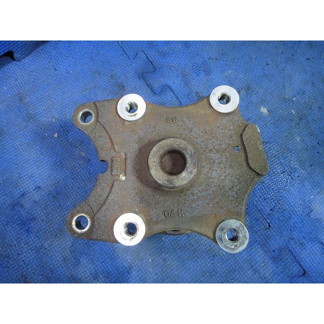 プジョー RCZ T7R5F02 リア ハブ (b) 左右 共通 [5158] : 輸入車専門中古パーツのエレメント - 通販 - Yahoo!ショッピング