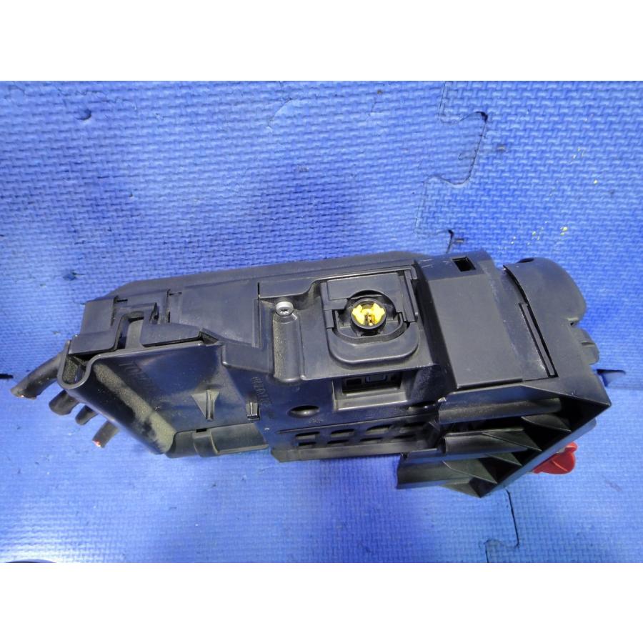 メルセデス ベンツ W204 C200 等 ヒューズ ボックス プラス ターミナル 品番 2045403550 0035420019 ...