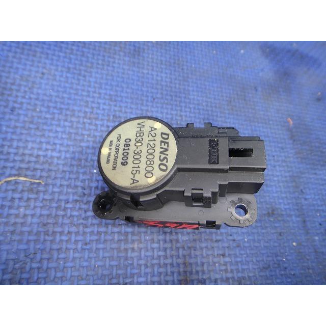 ルノー カングー KWK4M 等 エアコン ヒーター フラップ モーター (b) 品番 A21200800 [6165] : 輸入車専門中古パーツのエレメント - 通販 - Yahoo!ショッピング