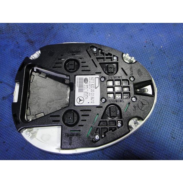 メルセデス ベンツ W211 E320 E240 等 リア ルーム ランプ ライト 品番 2118202001 [6359] : 輸入車専門中古パーツのエレメント - 通販 - Yahoo ...