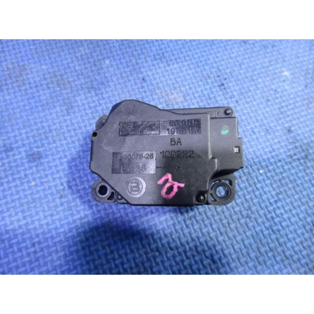 Volvo ボルボ V70 BB 系 等 エアコン ヒーター フラップ モーター (a) 品番 6G9N-9E616 [6709] : 輸入車 ...