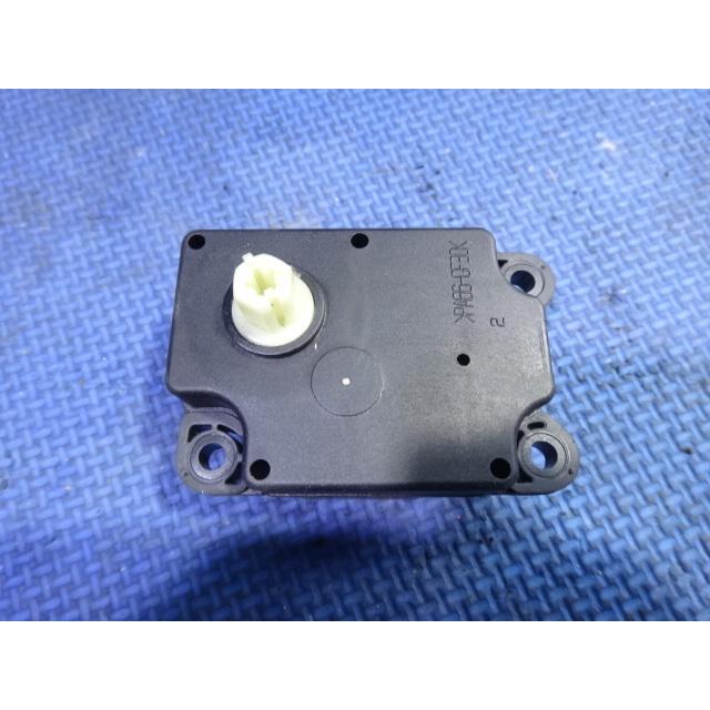 Volvo ボルボ V70 BB 系 等 エアコン ヒーター フラップ モーター (a) 品番 6G9N-9E616 [6709] : 輸入車 ...