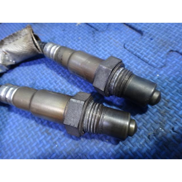 Volvo ボルボ V70 BB 系 等 O2 オーツー センサー ラムダ 品番 30774570 0258007370 [6709 ...