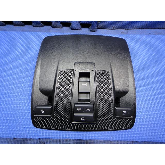 メルセデス B180 W246 等 フロント ルーム ランプ ライト 品番 0009003808 [7249] : 輸入車専門中古パーツの ...