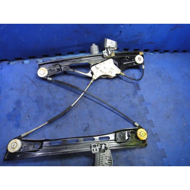 メルセデス ベンツ W211 E320 E240 等 純正 右 フロント パワーウィンドウ レギュレーター 品番 2117200246 ...