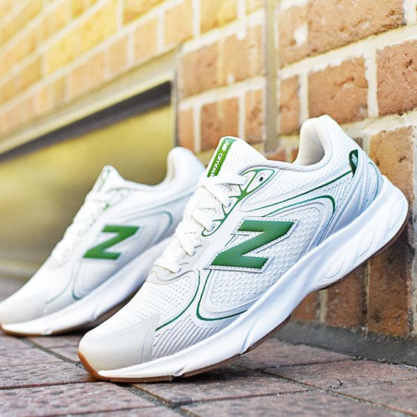 New Balance（ニューバランス） スニーカー ランニングシューズ メンズ