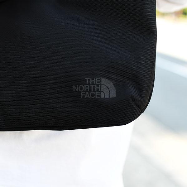 ショルダー バッグ ノースフェイス メンズ レディース THE NORTH FACE 5L シャトル ショルダー ポーチ ブラック コーデュラ ...