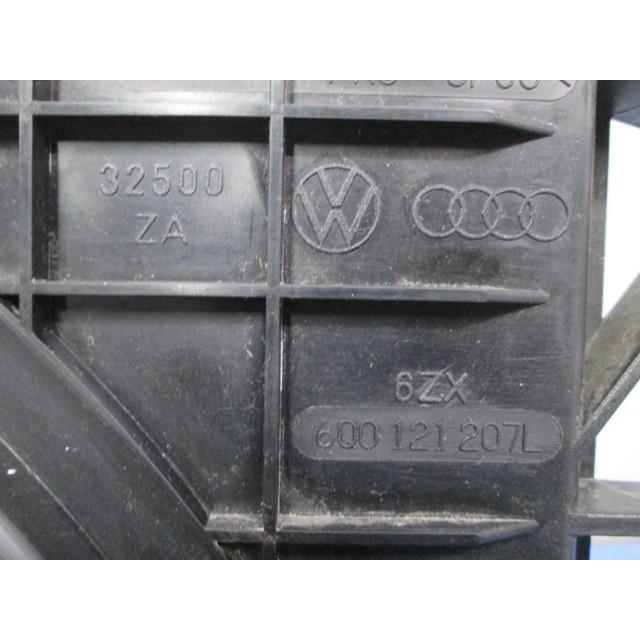 VW フォルクスワーゲン ポロ 9NBUD 電動ファン 6Q0121207L : イレブンオート - 通販 - Yahoo!ショッピング