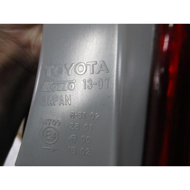 トヨタ カローラフィルダー NZE141G 右 テールライト テールランプ レンズ 81551-13690 KOITO コイト 13-97 : イレブンオート - 通販 - Yahoo!ショッピング