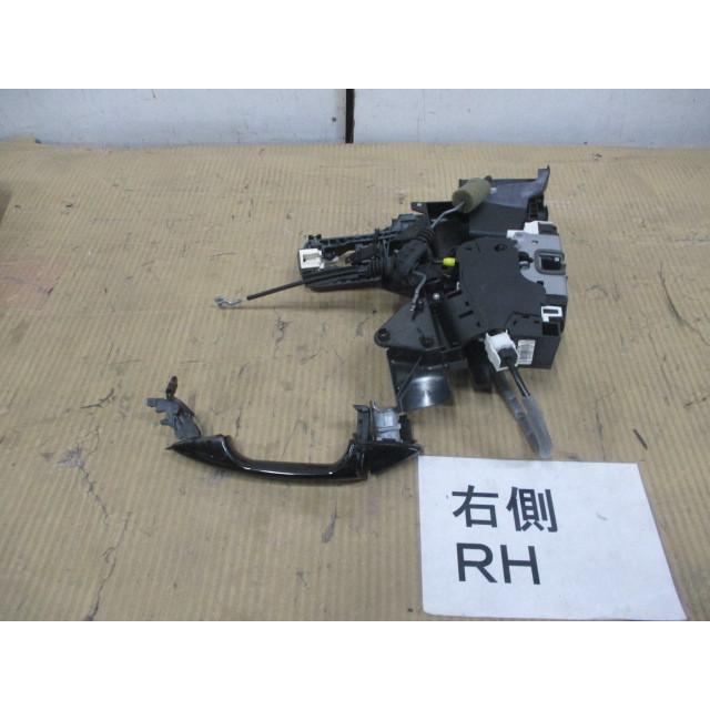 ベンツ Cクラス C63 W204 AMG フロント右ドアロックアクチュエーター A2047201635 : 2022063005 ...