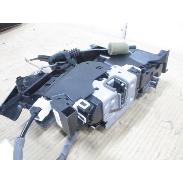 ベンツ Cクラス C63 W204 AMG フロント右ドアロックアクチュエーター A2047201635 : 2022063005 ...