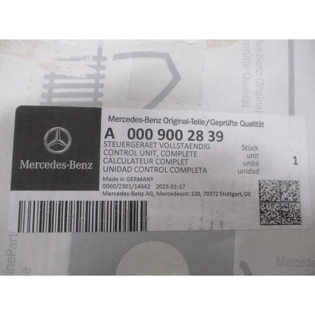 ベンツ Eクラス W213 純正 ACCディストロニックレーダーセンサー A0009002839 :2023112205:イレブンオート ...