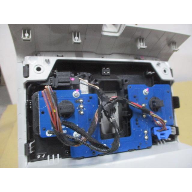 VW フォルクスワーゲン ゴルフ7 TSI AUCJZ ルームランプ 5G0868837 : イレブンオート - 通販 - Yahoo!ショッピング