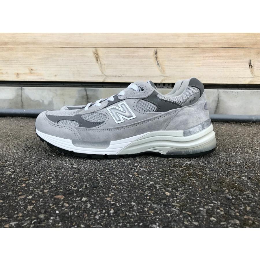 【流通限定モデル】【MADE IN USA】NEW BALANCE M992 GR【アメリカ製】GRAY 商品情報要確認!! :M992GR:ENDOR - 通販 - Yahoo!ショッピング