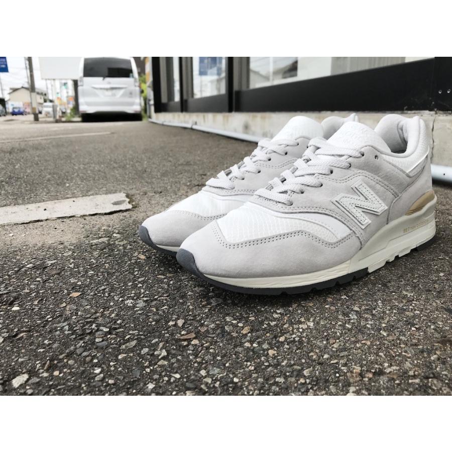 997シリーズ 【海外限定モデル】【MADE IN USA】NEW BALANCE M997 TS1【アメリカ製】CHALK STRIPE ...