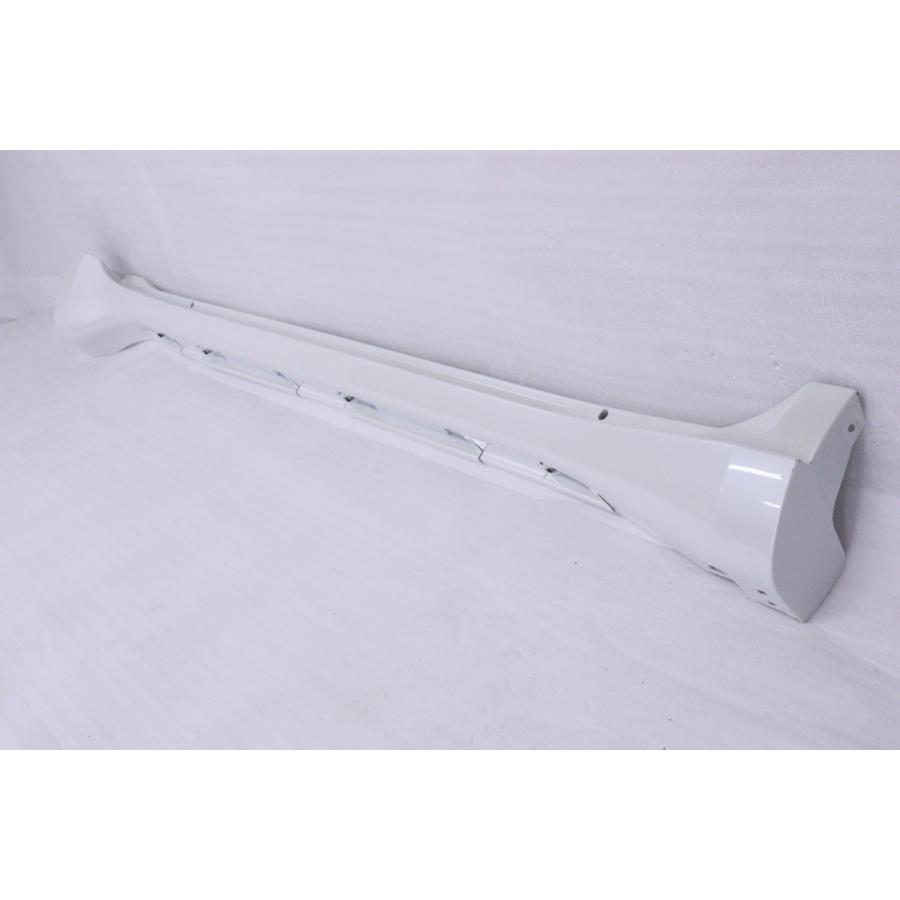 トヨタ 16-1688★美品★TRJ150W ランドクルーザープラド 左サイドステップ 75806-60050 ホワイトパール 070 ...
