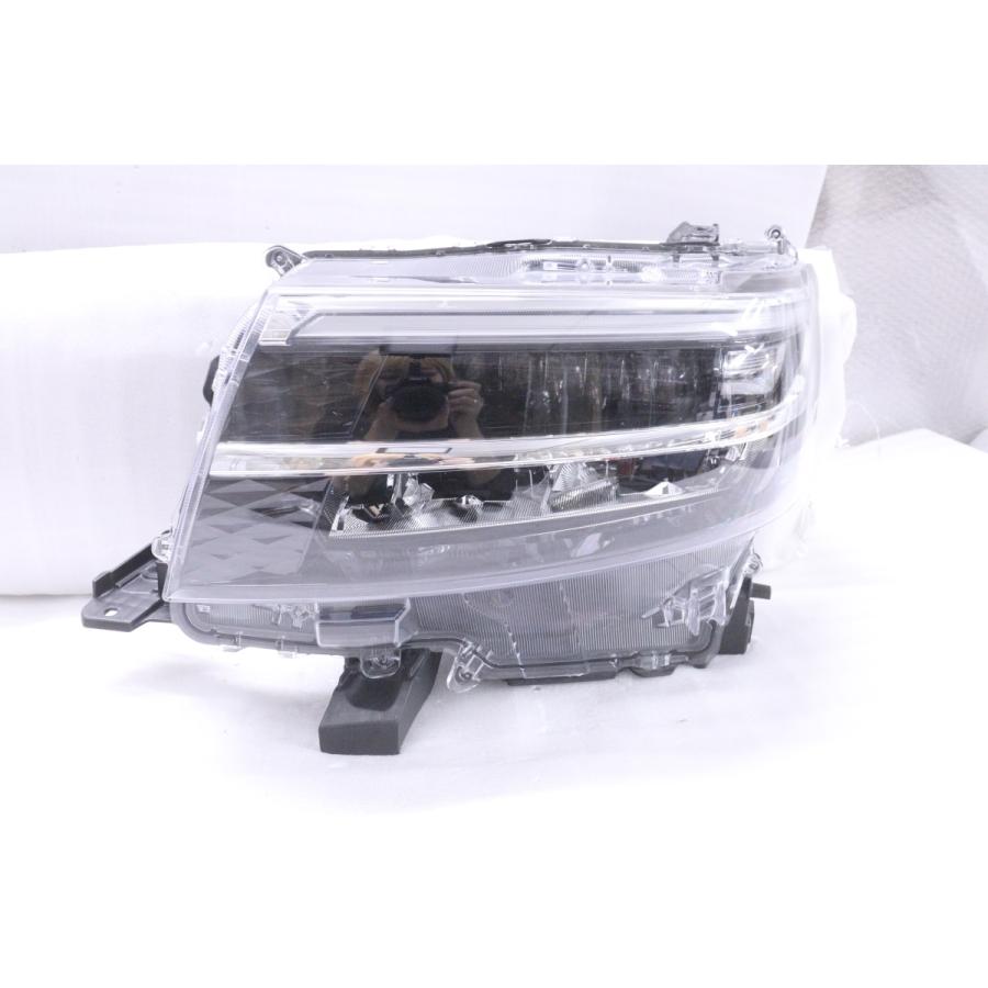 40-924★美品★後期 LED LA650S タントカスタム★左ヘッドライト KOITO 100-69096 打刻:Z2 ASSY ブラック 純正★ダイハツ (RO) : ENISHI RE ...