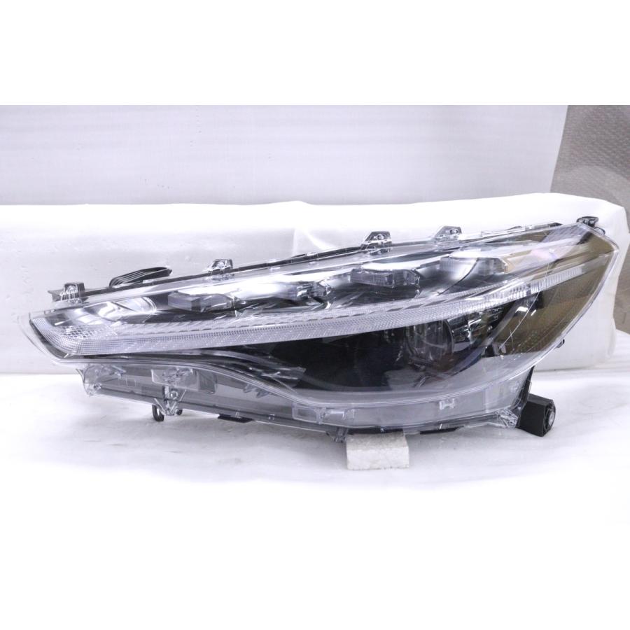 42-1544★LED ZSG10 カローラクロス★左ヘッドライト HASCO 16-177 打刻:Z ユニット ブラック 純正★トヨタ ...