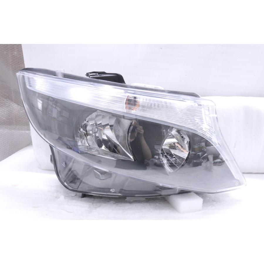 49-2279★美品★ハロゲン W447 ベンツVクラス★右ヘッドライト HELLA A 447 820 03 61 グレー 純正★メルセデス ...