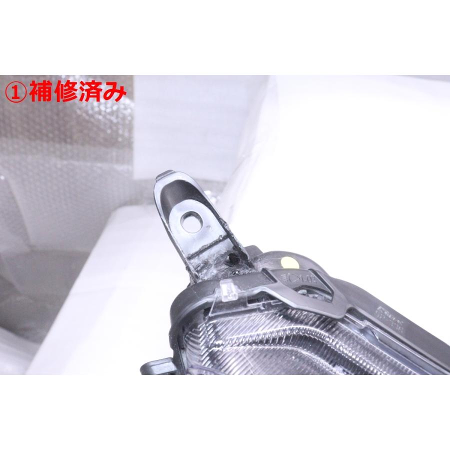 49-61★美品★LED MXPK11 アクア★右ヘッドライト KOITO 52-336 打刻:Y2 ASSY ブラック 純正★トヨタ (RO ...