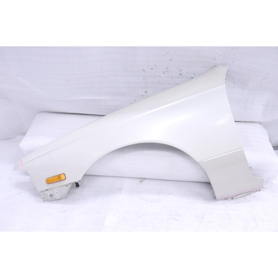 52-414★ターン付★C34 ローレル 左フェンダー★F3113-70T30 ミラー穴無 ホワイトパール シルバーラメ 補修用 純正★日産 (UK) : ENISHI RE PARTS YS ...